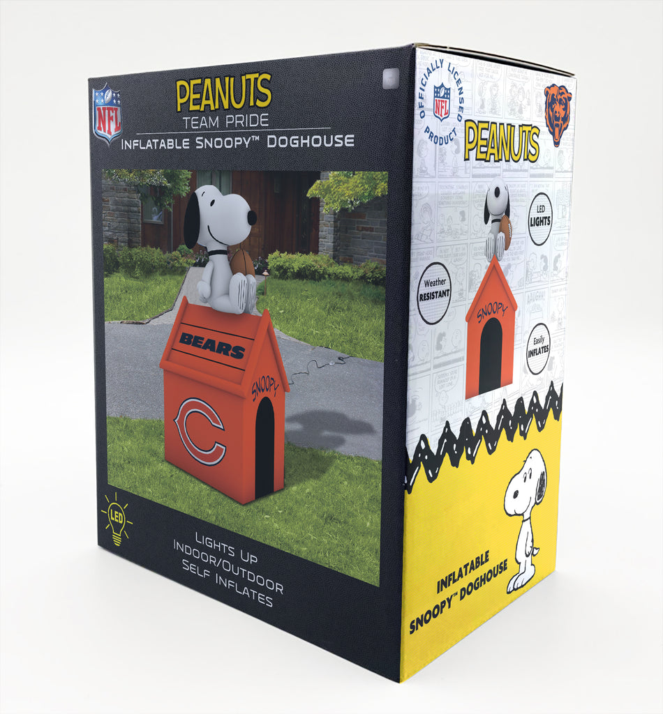 Chicago BearsInflatable Snoopy™ Doghouse - For The Deep Rooted Fan ...
