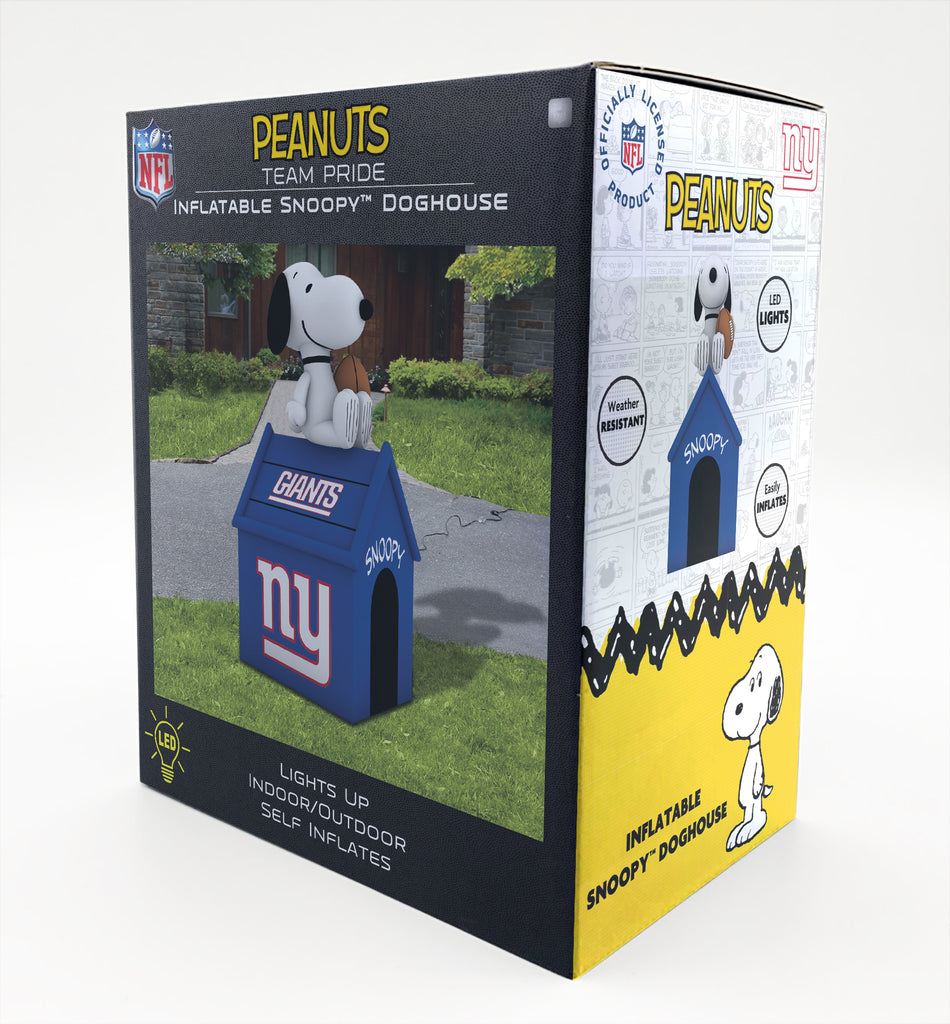 New York GiantsInflatable Snoopy™ Doghouse - For The Deep Rooted Fan ...